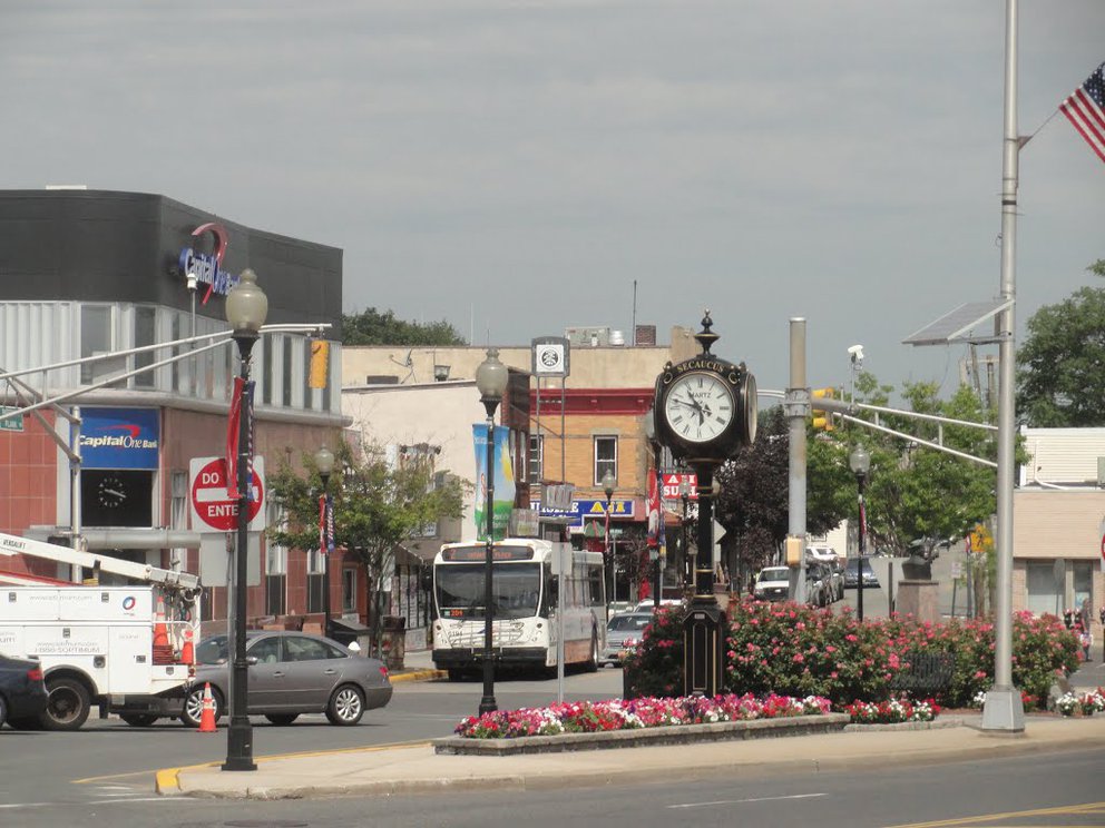 Yuanji Li's Guide to Seacacus, New Jersey